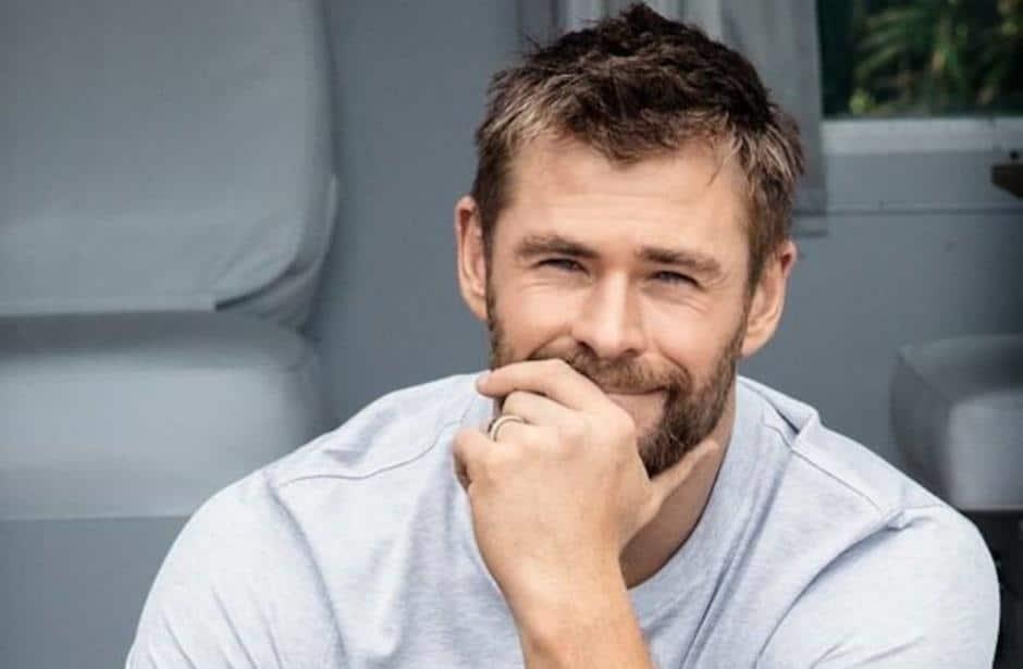 Chris Hemsworth ´robó´ el martillo de Thor | vozenvoz